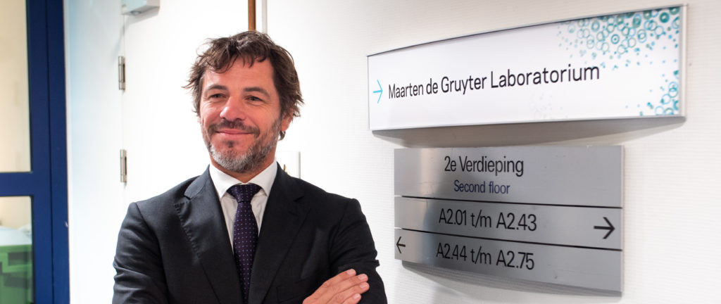 Hubrecht Institute names a lab after Foundation DON founder Maarten de ...